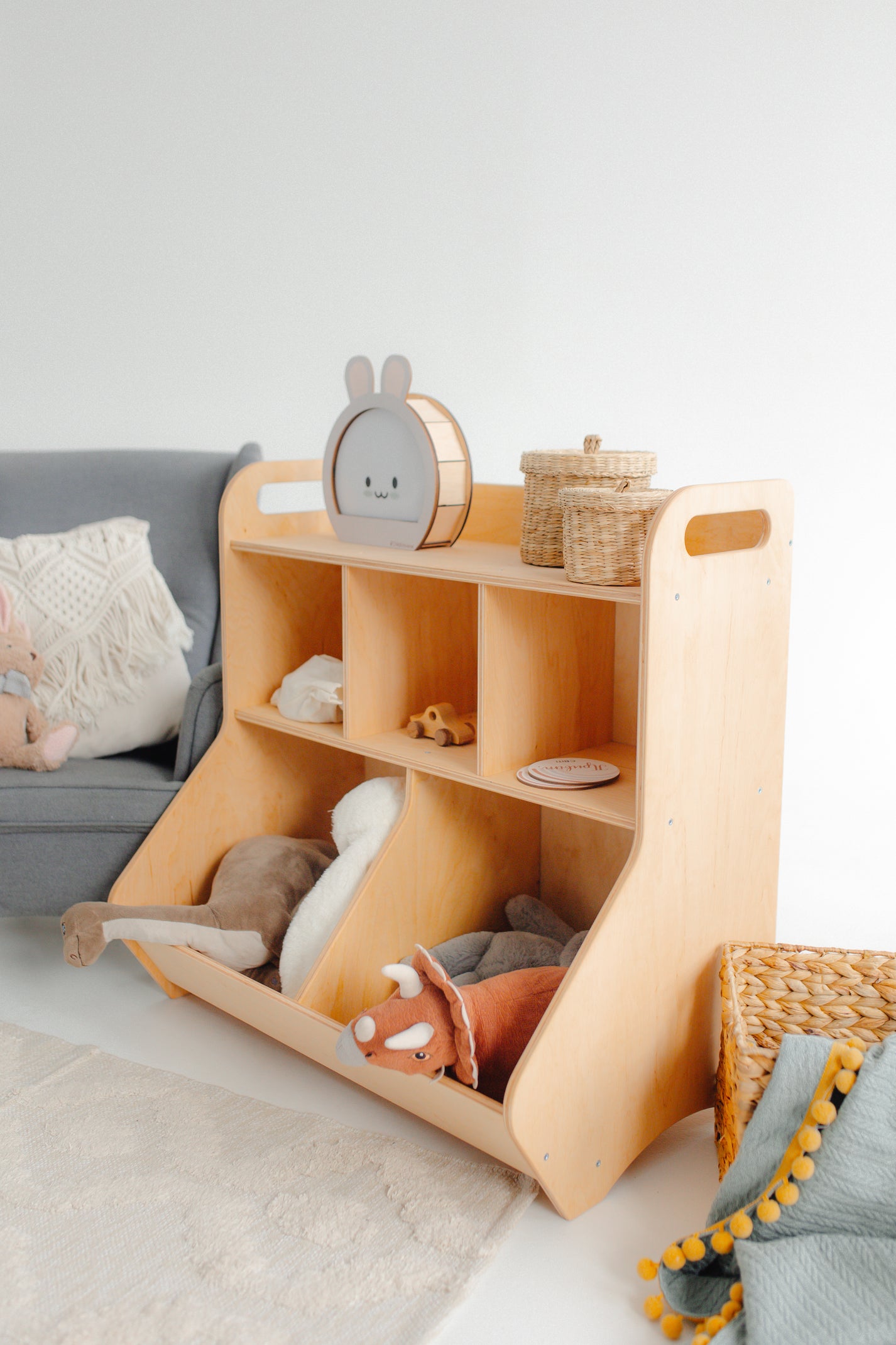Montessori-Inspired Toy Storage Shelf – Woodandroom