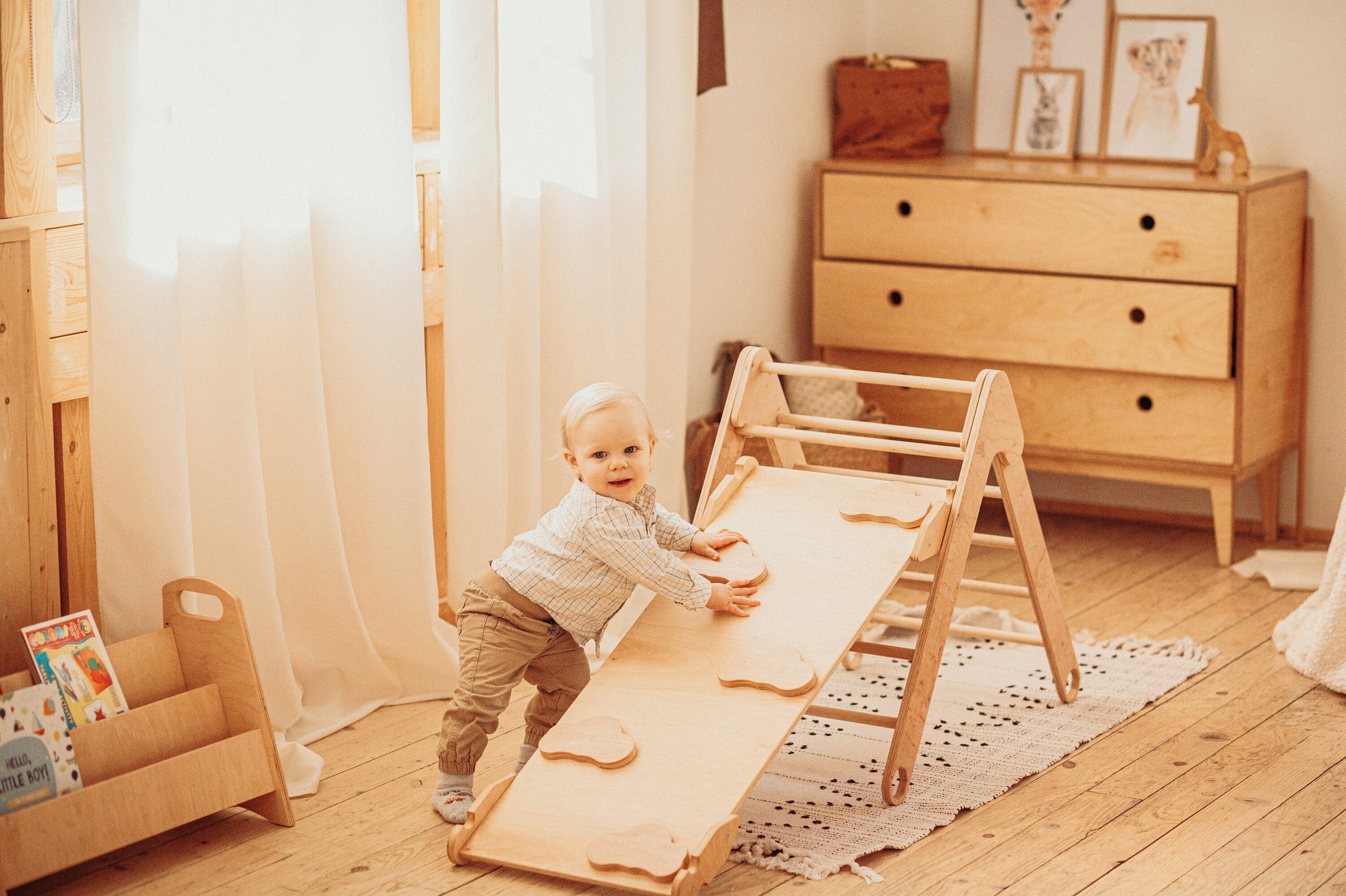 Wooden Climbing Triangle & Ramp – Woodandroom